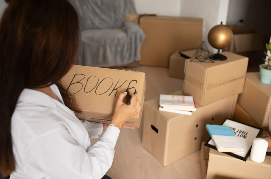 How to Get Rid of Stuff When Moving to a New Home - Wirks Moving